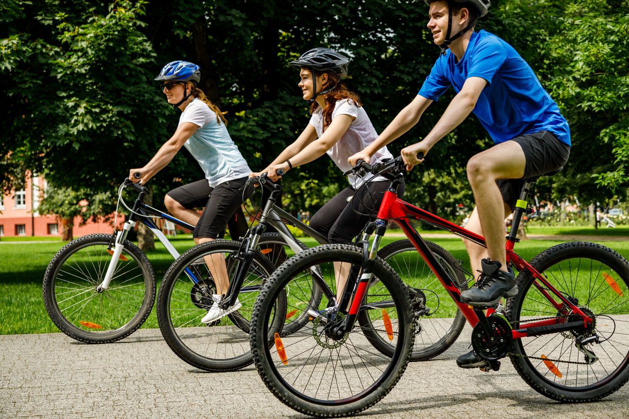 Why wearing a helmet is so important for young people - spunout