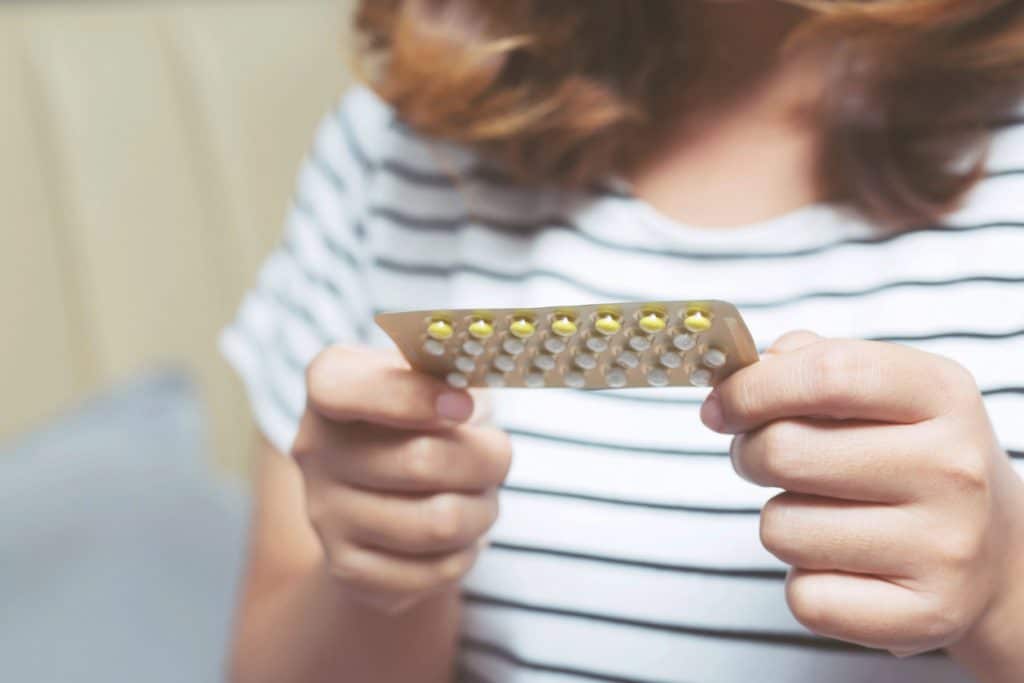 What's the difference between the combined and mini pill? - spunout